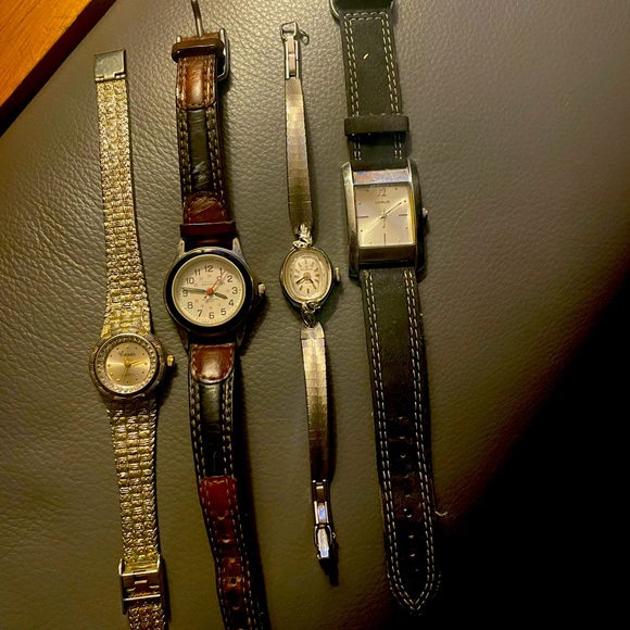 Cesar, Lorus, Helbros, Northwest Outfitters | Accessories | 4 Vintage ...